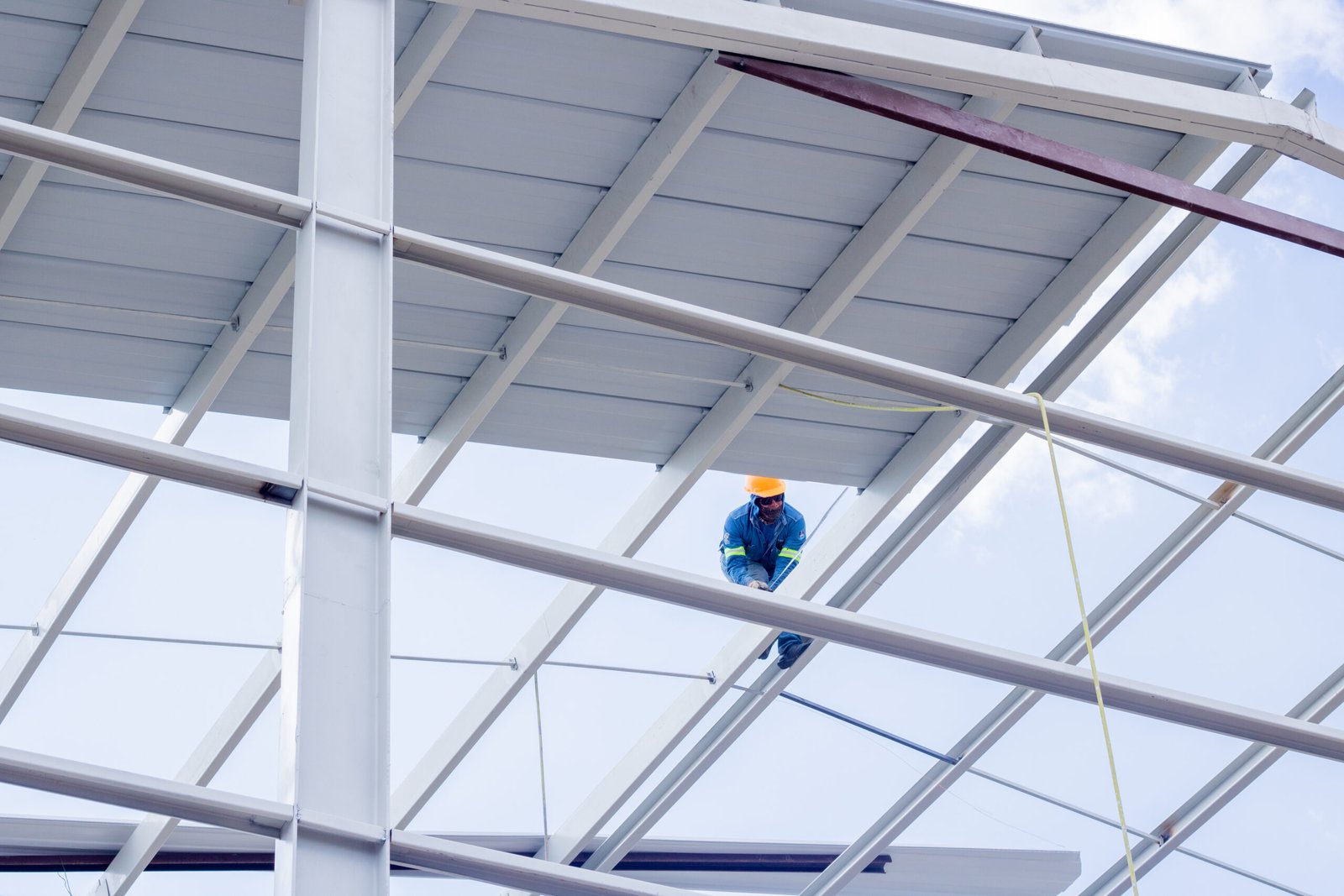 uversa – Estructuras Metálicas – Construimos Solidez desde la Base